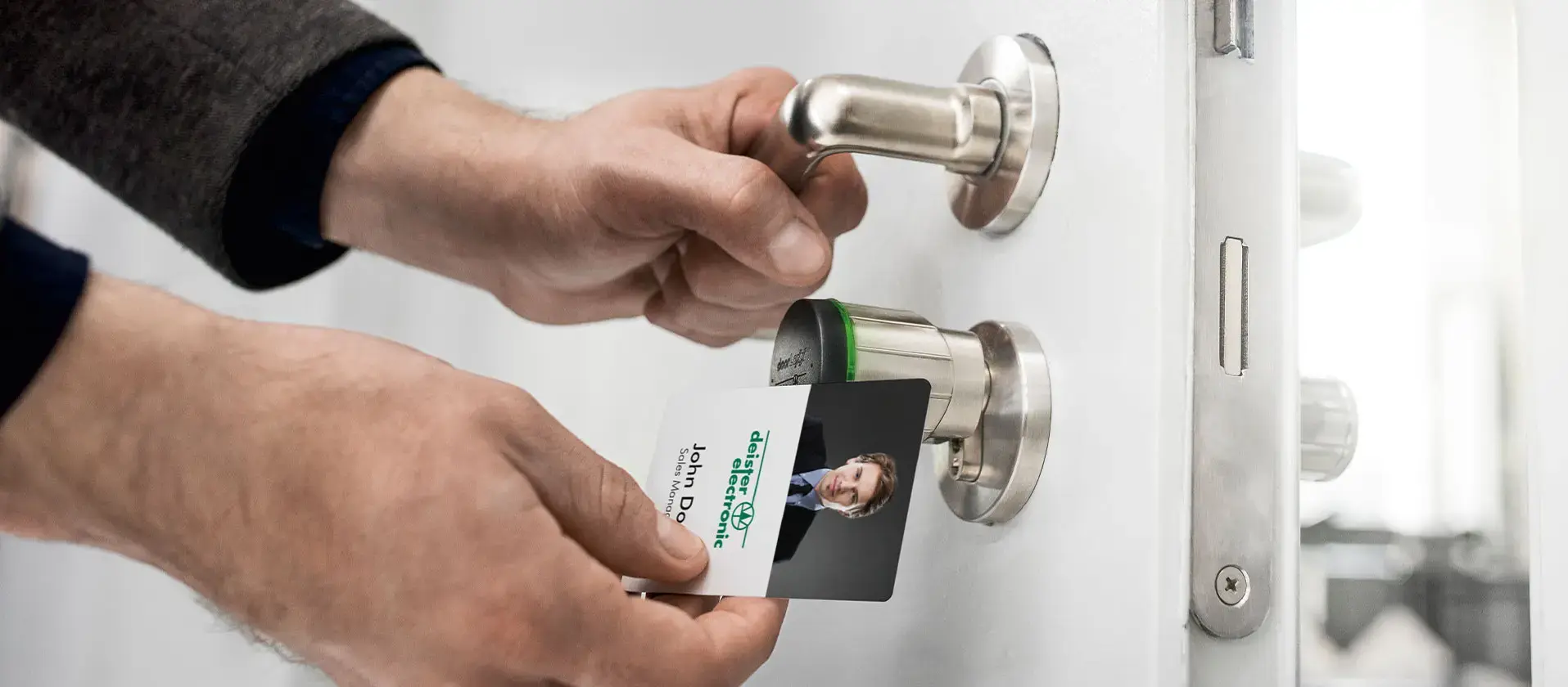 Triple Technology Access Control - Najim Systems